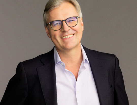 Découvrez la collection Absolue Les Parfums | Lancôme